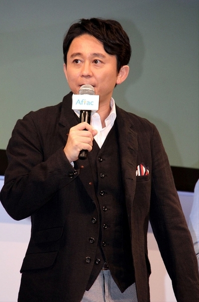 有吉弘行の生い立ちから現在まで - タレント辞書